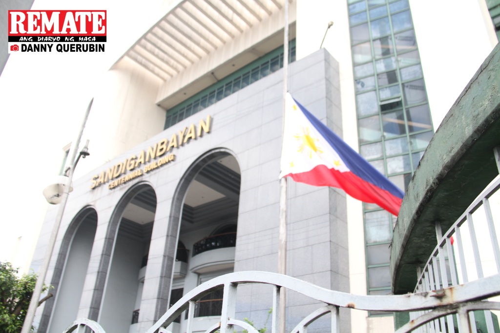 DPWH engineer na kapwa akusado ni Jinggoy, sumuko sa Sandiganbayan ...