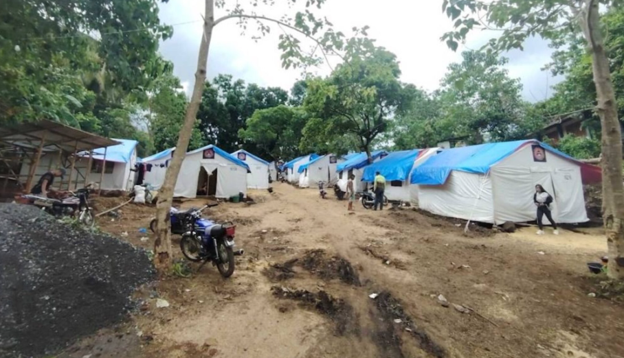 Kanlaon evacuees sa Negros Occidental tutulungan ng National Defense ...