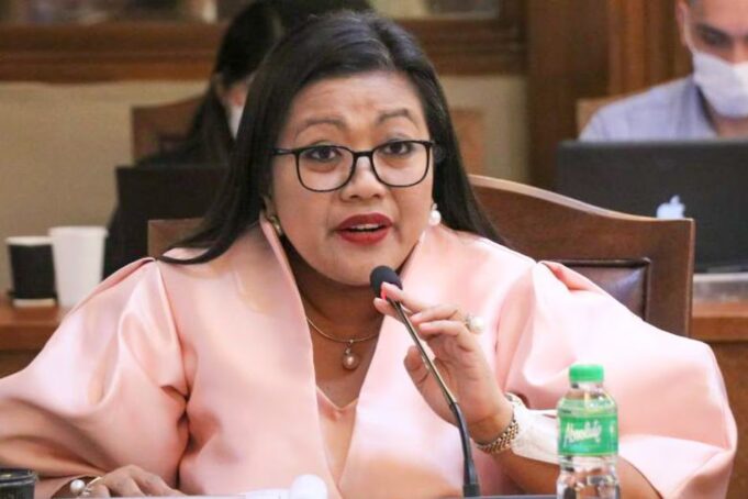 Kahit magbitiw sa puwesto si VP Duterte, impeachment tuloy pa rin — Rep ...