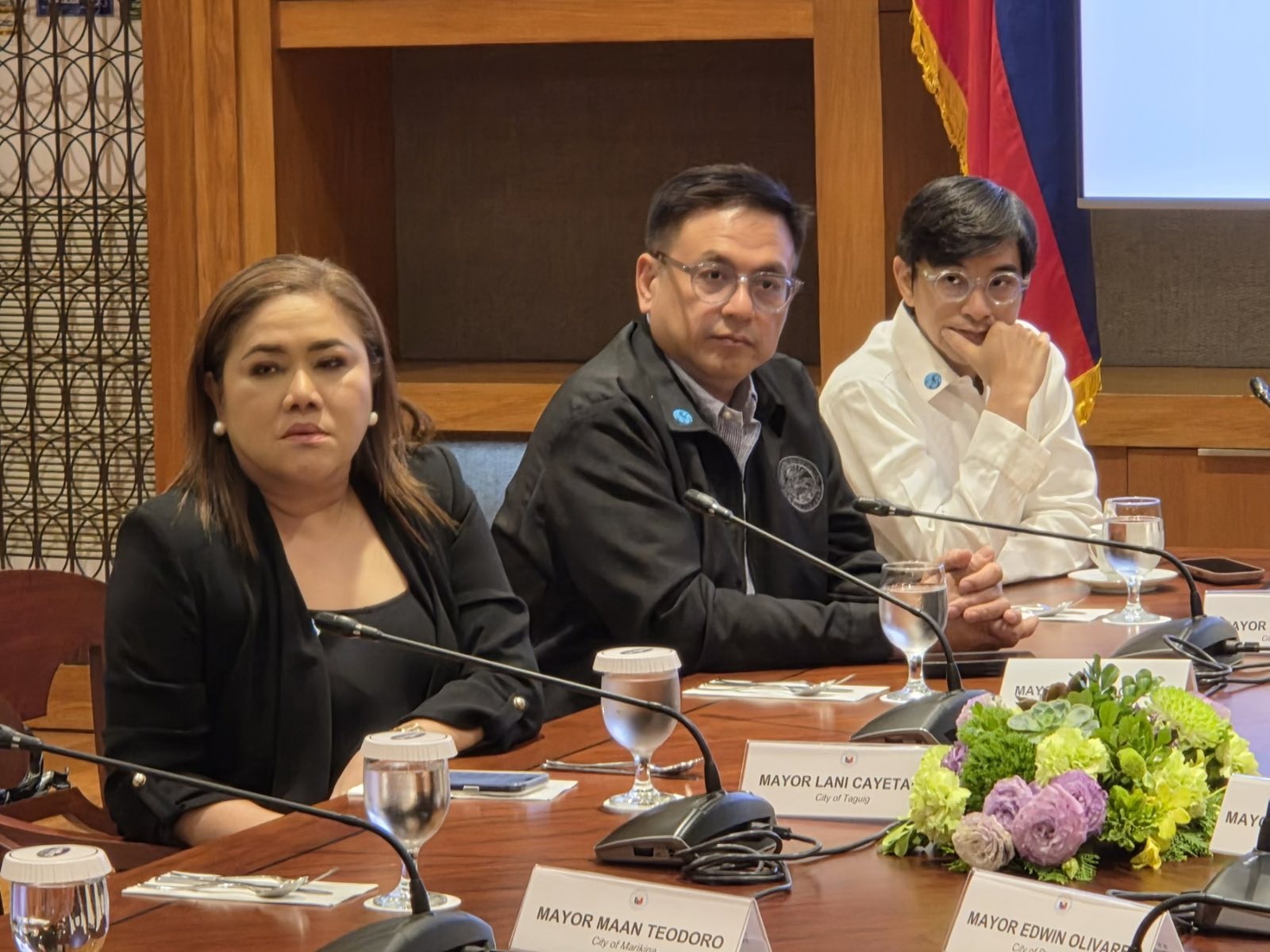 Pulong ng mga alkalde para sa AICS para sa transport sector - Remate Online
